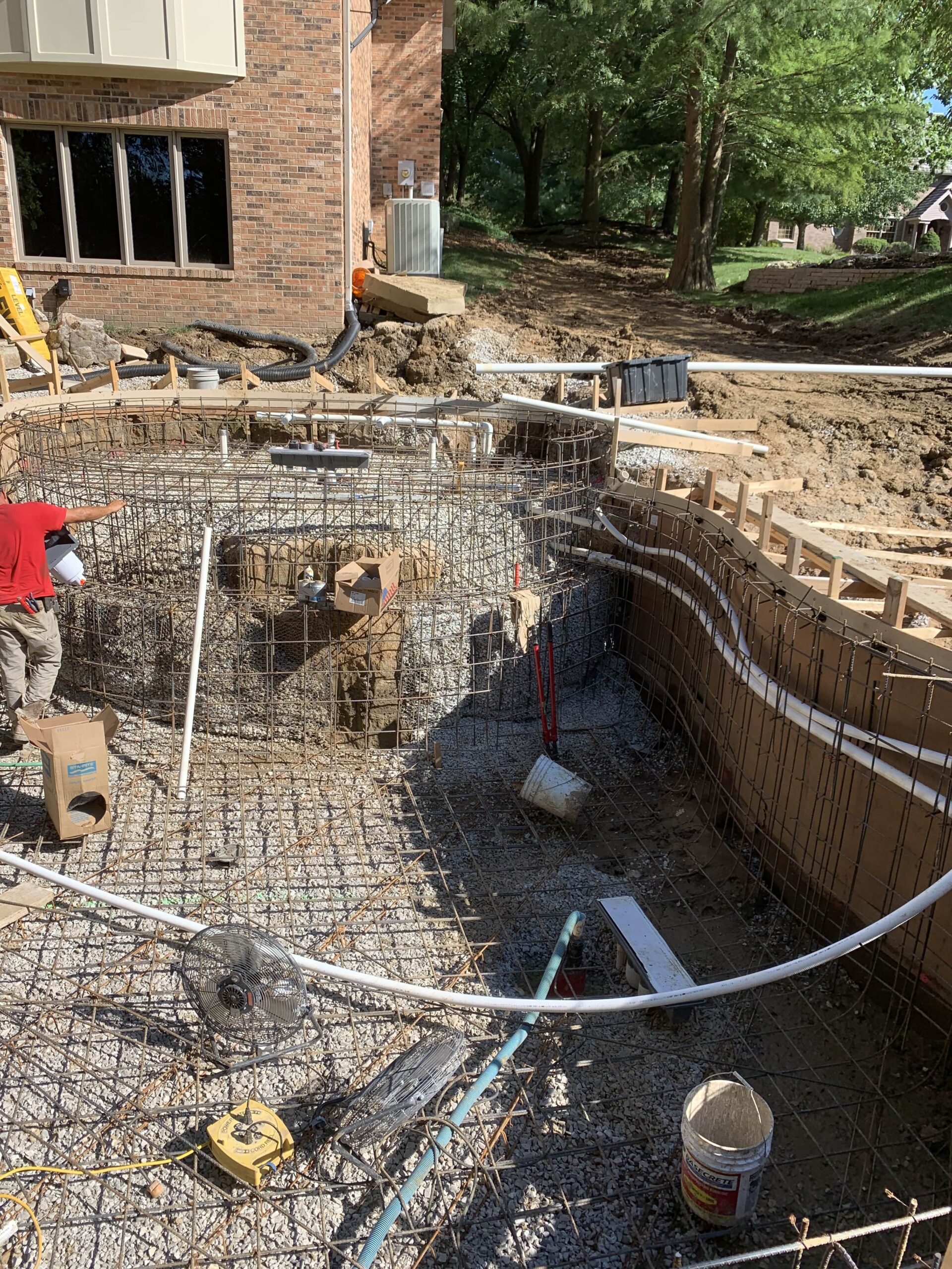 Swimming Pool Design Company St. Louis, MO | H and H Pools